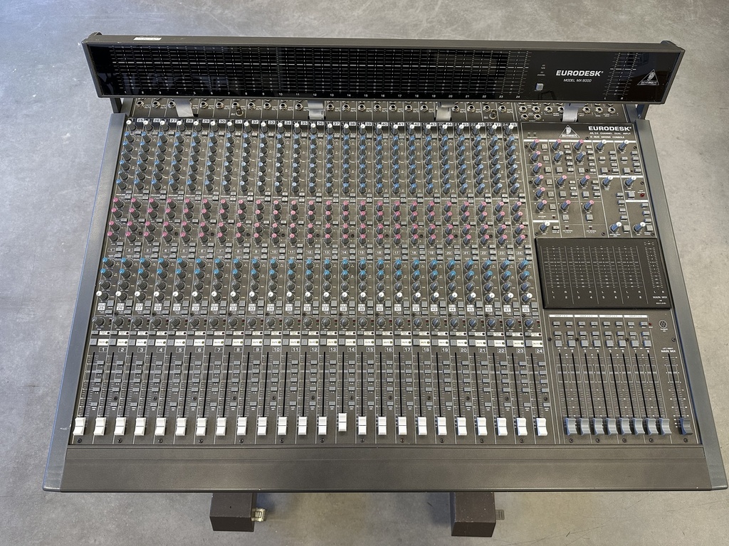 Behringer Eurodesk MX8000 (refurbished) | Hifi Restoration